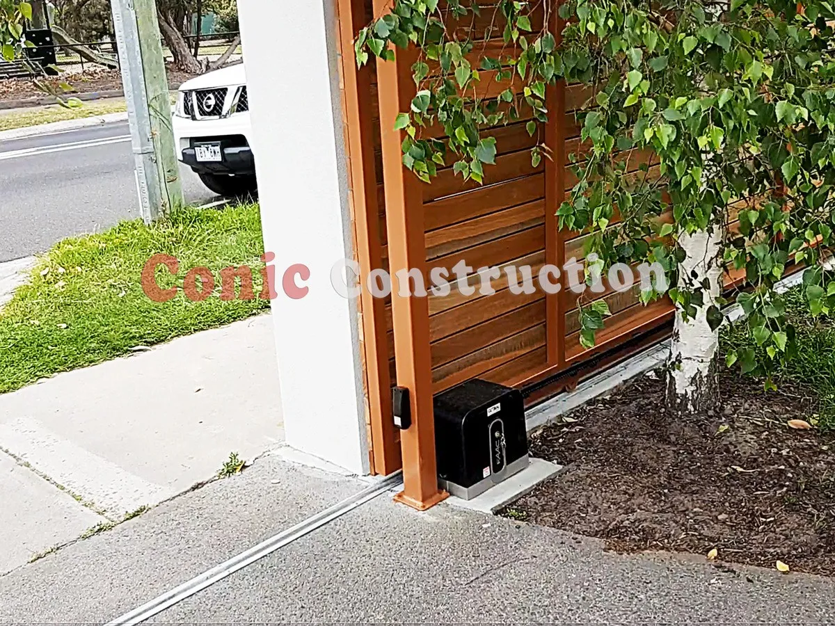 Automatic gate - Telescopic gates - Supply and installation.